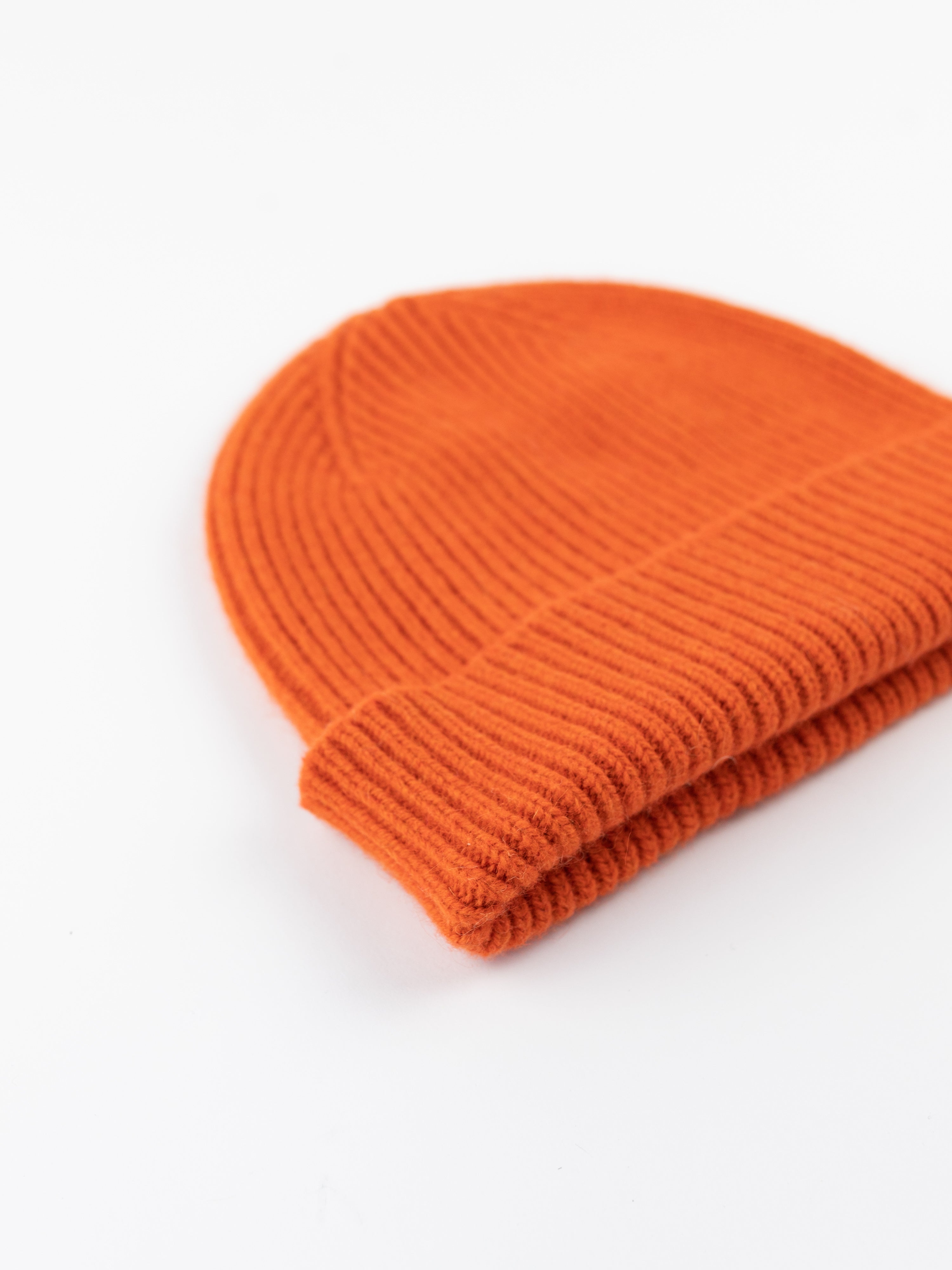 BONNET ORANGE GLOW – L'HIVER